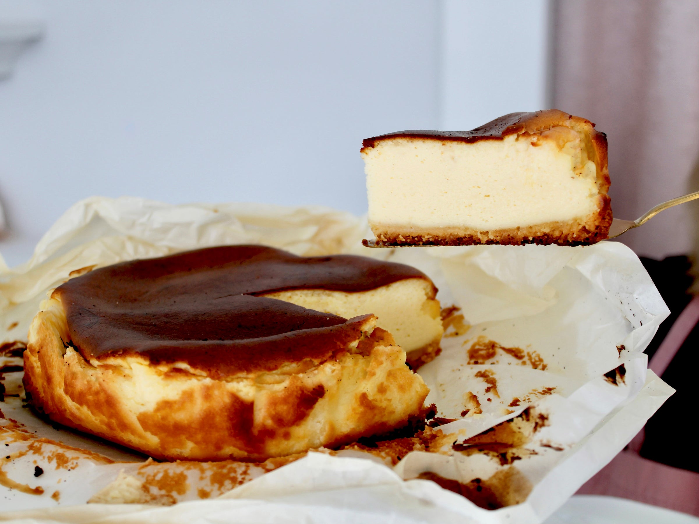 Burnt Basque Cheesecakes | Noughts & Crosses Cake Boutique